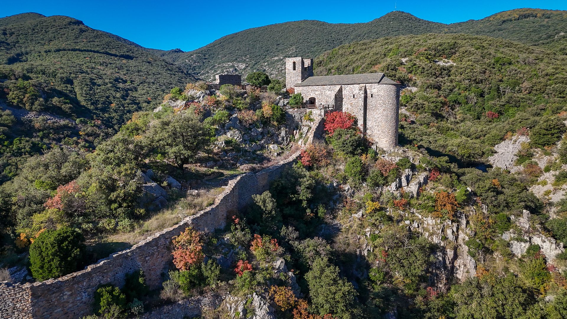 5 nouvelles escapades au cœur de l'Hérault médiéval - Tourisme Hérault ...